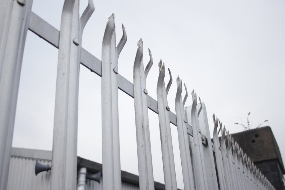 Steel Palisade Fencing Kits | 2mm W Pale | Buy Online – Fastline ...